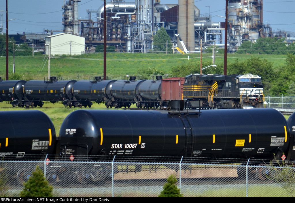 NS ES40DC 7600 on 65R